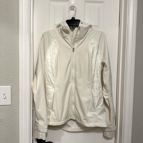 lululemon athletica | Jackets & Coats | Lululemon Athletica Wind Runner ...